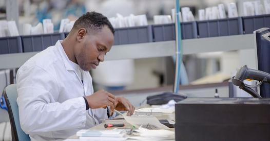 Les téléphones reconditionnés sont-ils équipés d'une batterie neuve ...